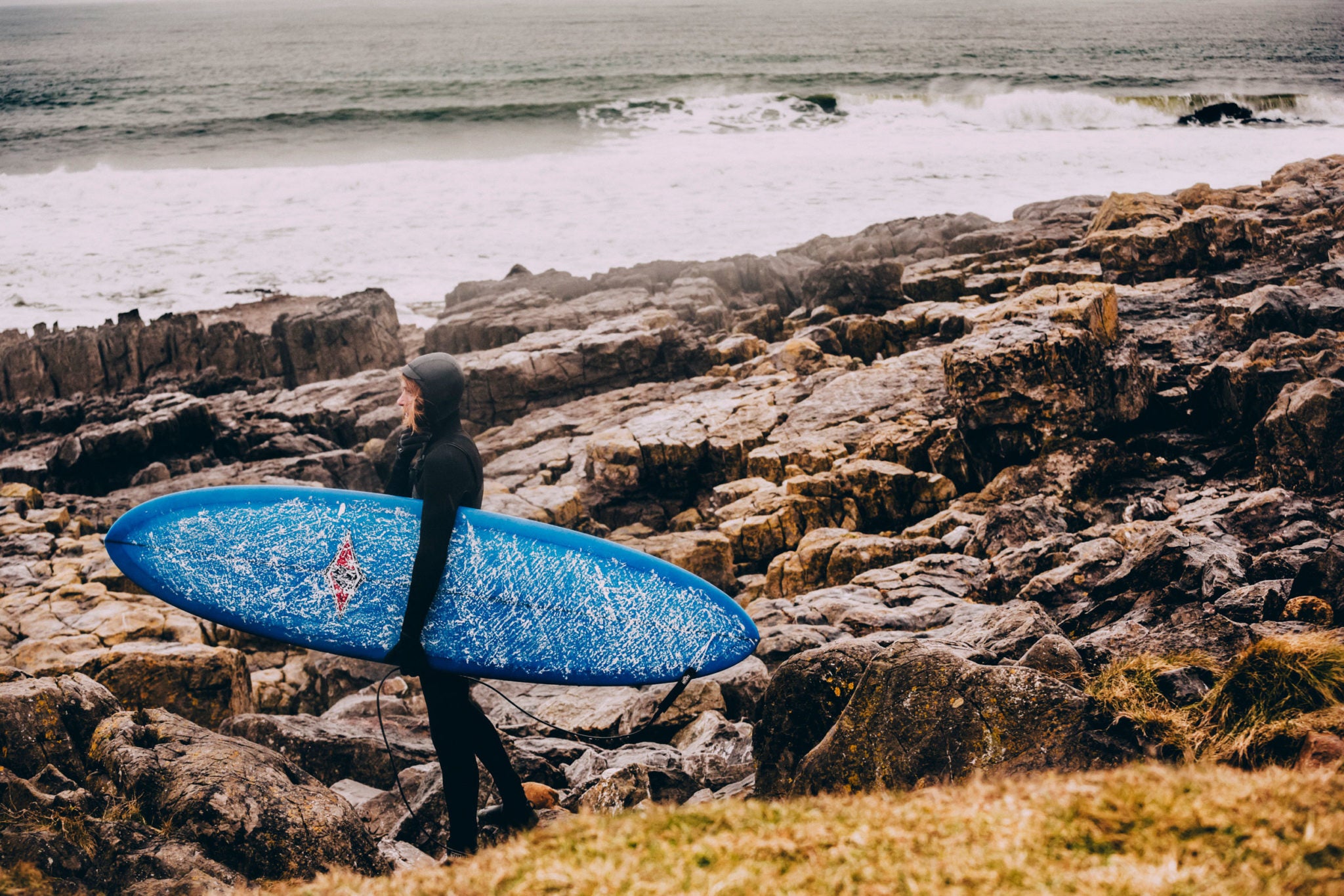 THE BEST SURFING GEAR FOR BEGINNERS – Bear Surfboards