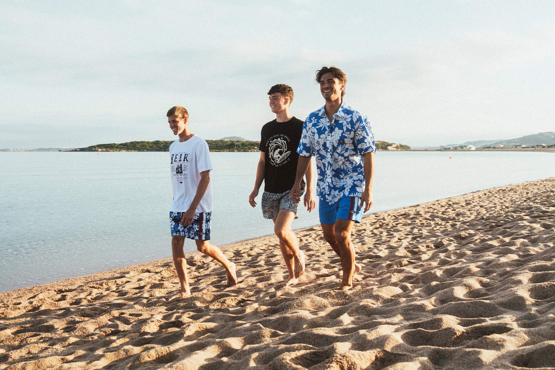 Bear: californian style clothing and accessories - Bear Surfboards